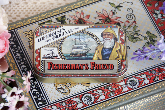 【英国Lofthouse社】Fisherman's Friendのトローチ缶: 。*。ひなぎく日記。*。